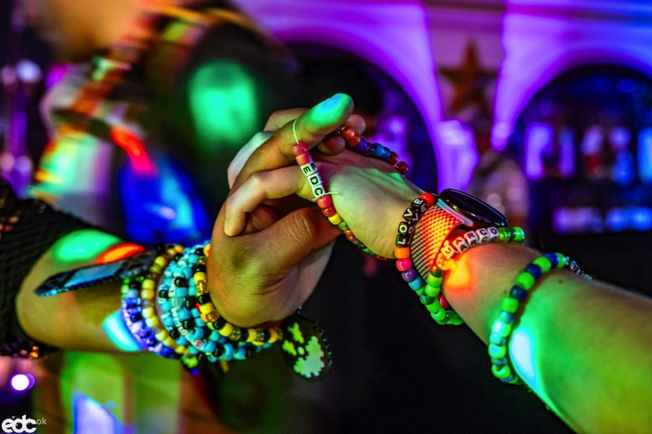 Electric Daisy Carnival (EDC) Thailand 2025 - Klook Estados Unidos