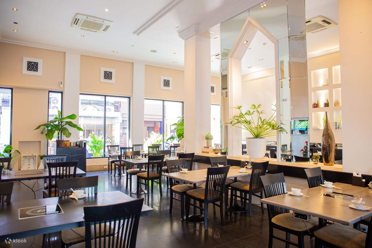 Coca Restaurant (CentralWorld & Sukhumvit 39) - Klook Singapore