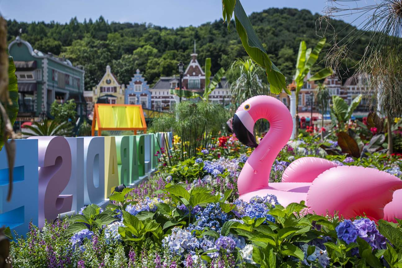 Korea Ultra Theme Park Day Tour: EverLand + Lotte World in One Day ...