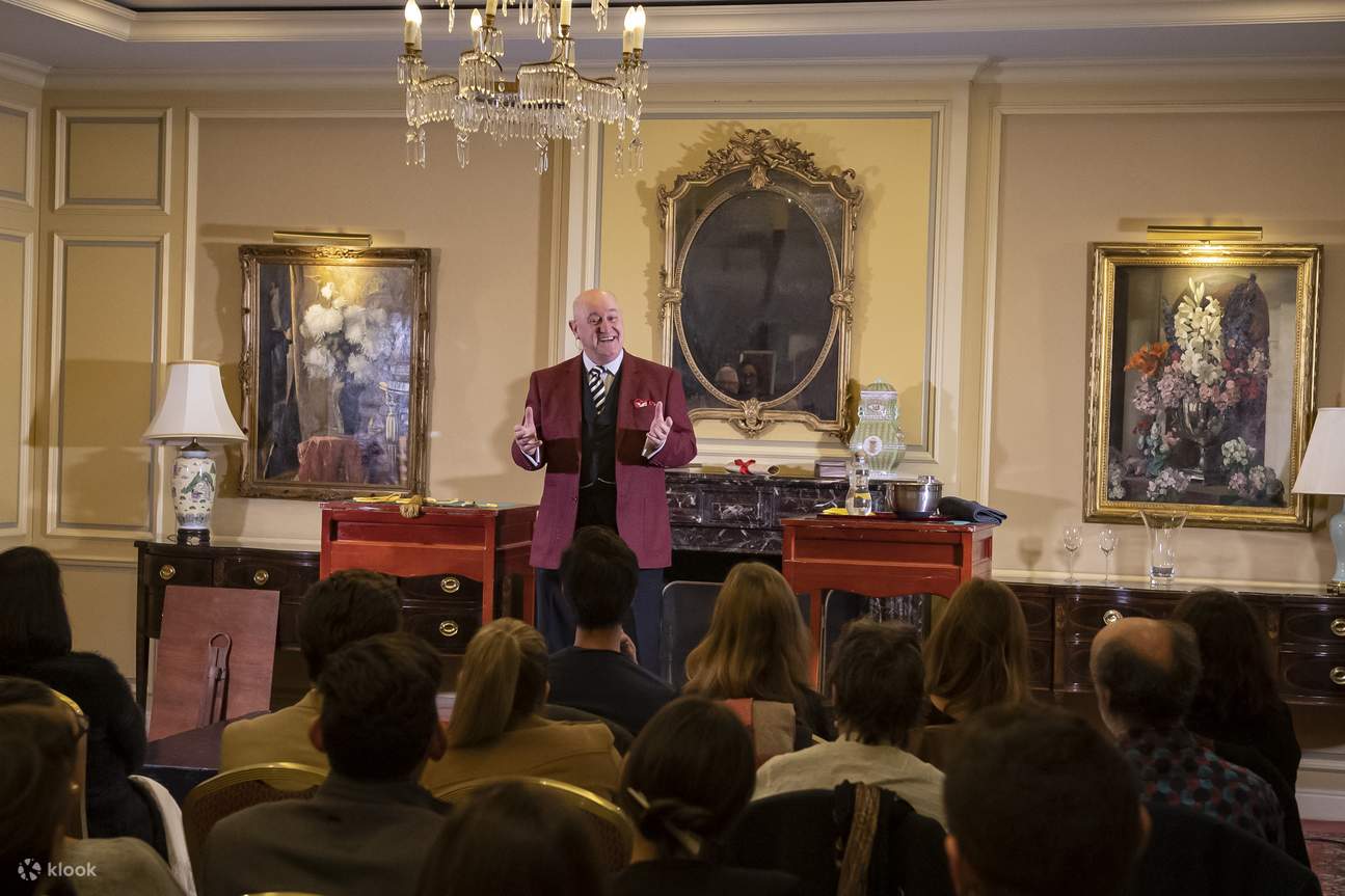 Soirée Ajaib Pesulap Pria dengan Canapés - Klook Indonesia