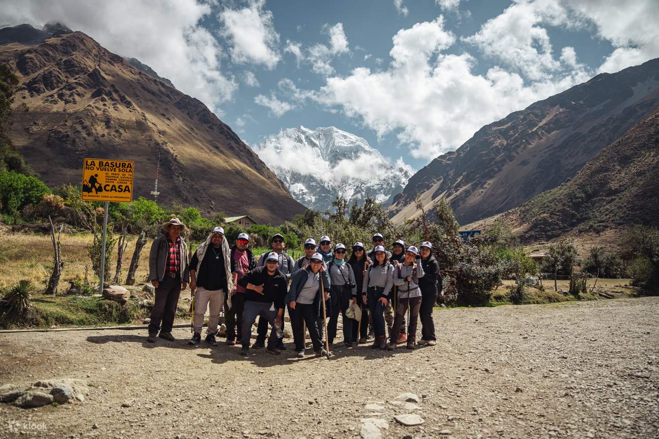 Explore the Stunning Beauty of Humantay Lake on a Day Trip from Cusco ...