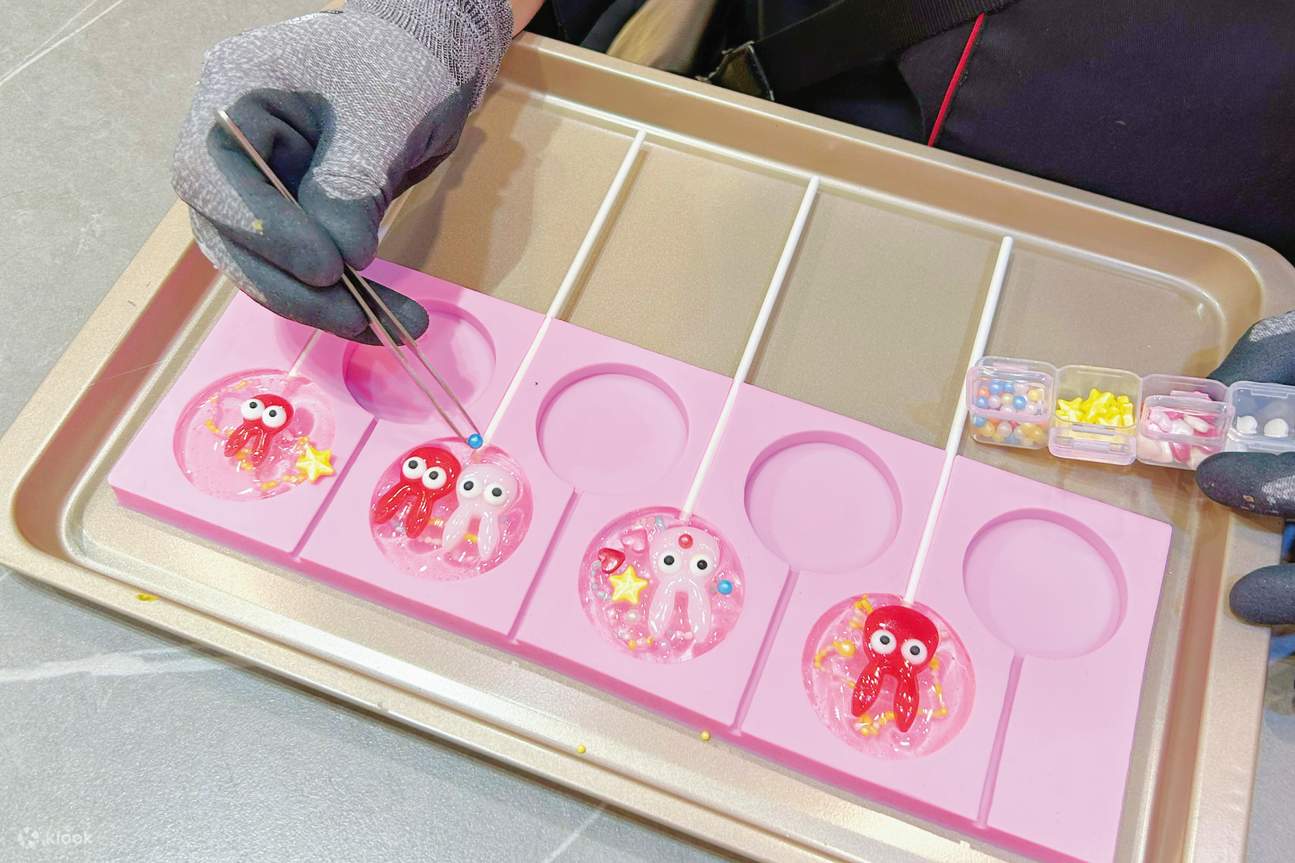 Hey Candy - Handmade Pop Candy Experience Workshop | Mong Kok - Klook ...