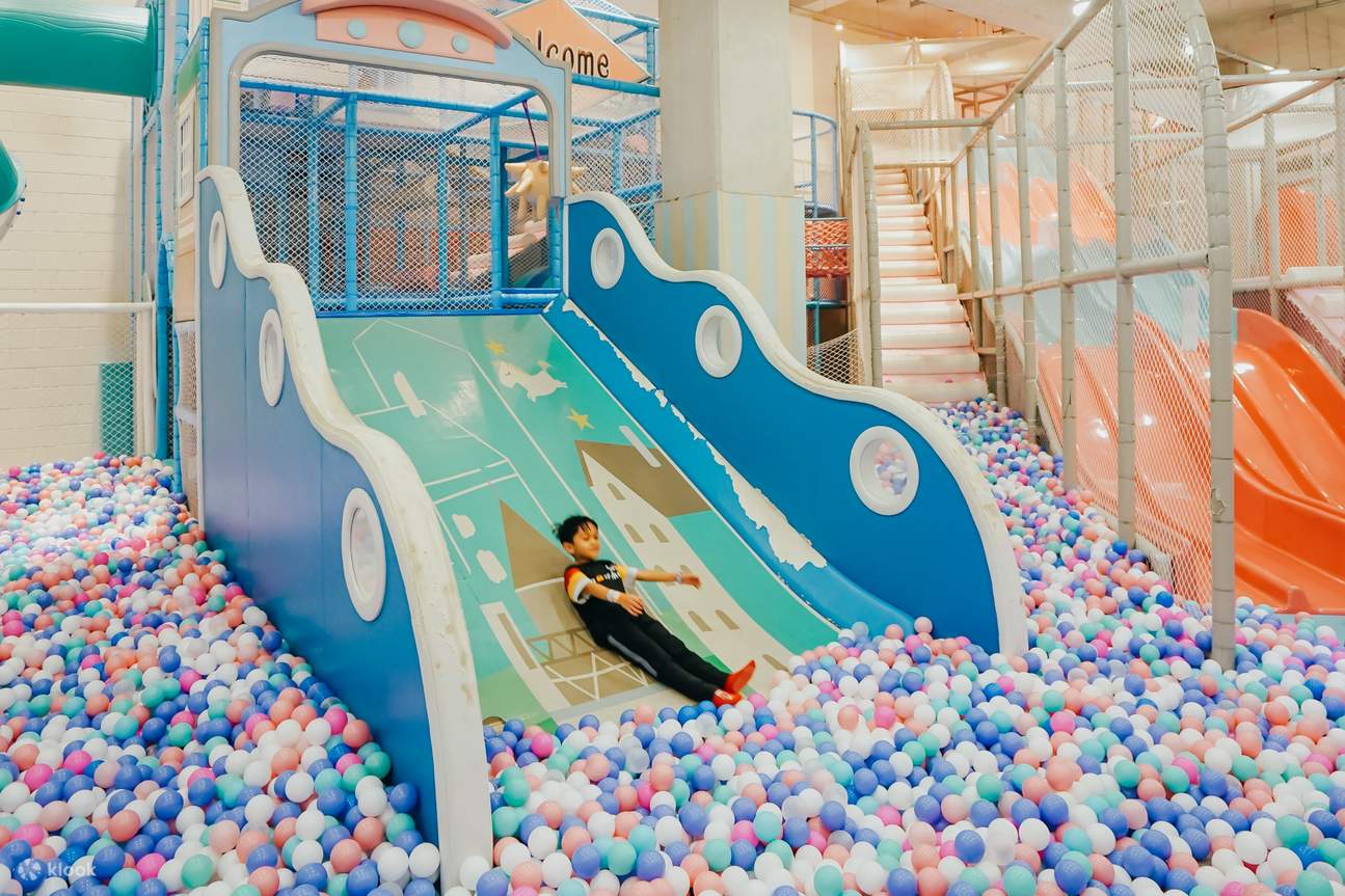 Indoor Activities at Toppen Shopping Centre in Johor Bahru - Klook ...