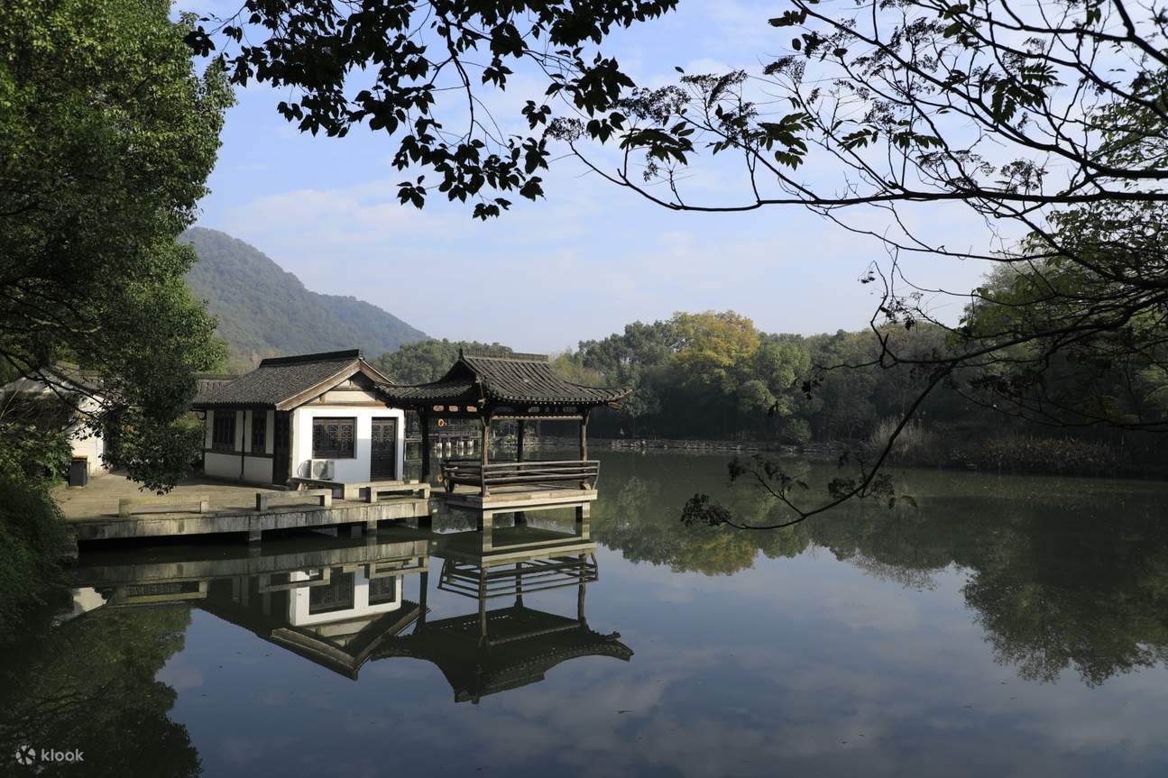 One-Day Tour to Shaoxing: Lu Xun Hometown + Shen Garden + East Lake ...