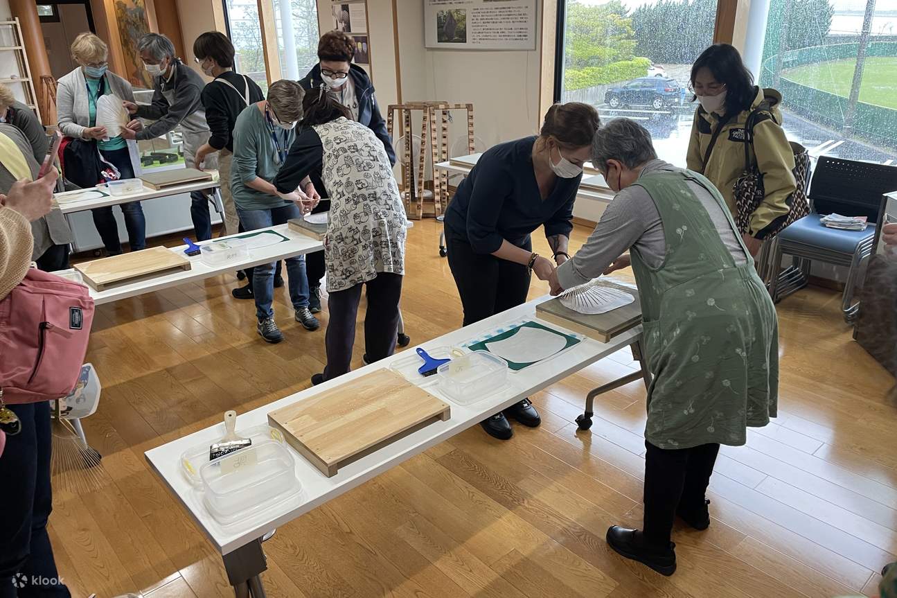 Traditional craft Marugame fan making experience - Klook United States