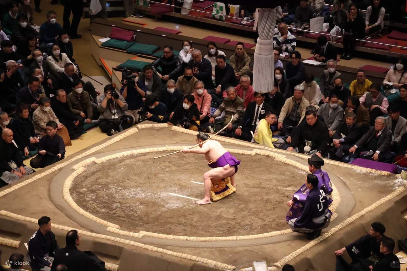 Japan Sumo Tournament Tour - Kobe Station | GLION ARENA KOBE Live ...