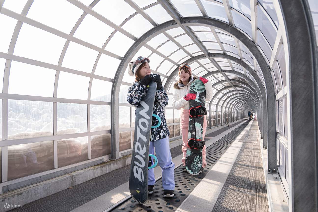 Fukuoka Bus Ski Day Tour at Kuju Forest Park Skiing Grounds - Klook ...