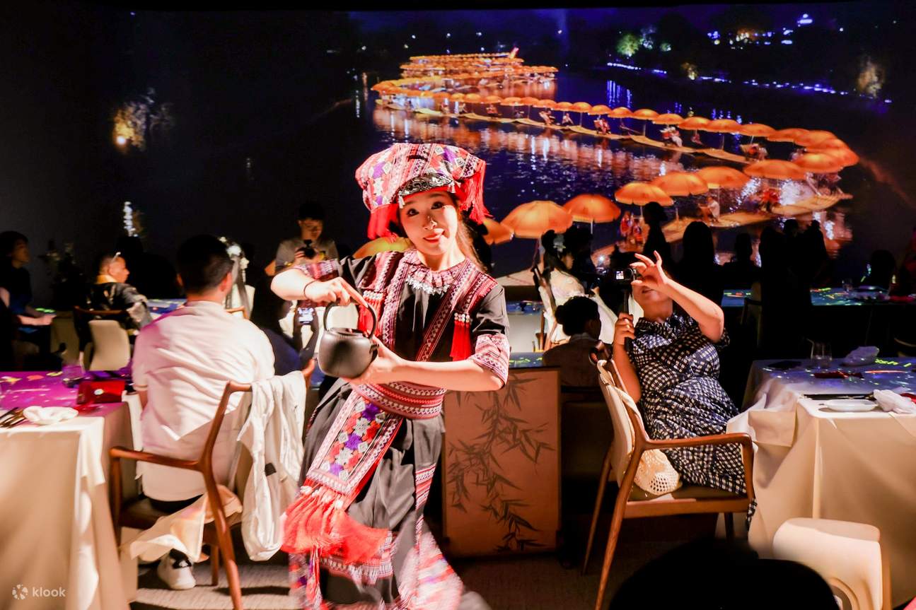Shanghai TASTE OF CHINA Immersive Chinese Ancient Style Culture Panda ...