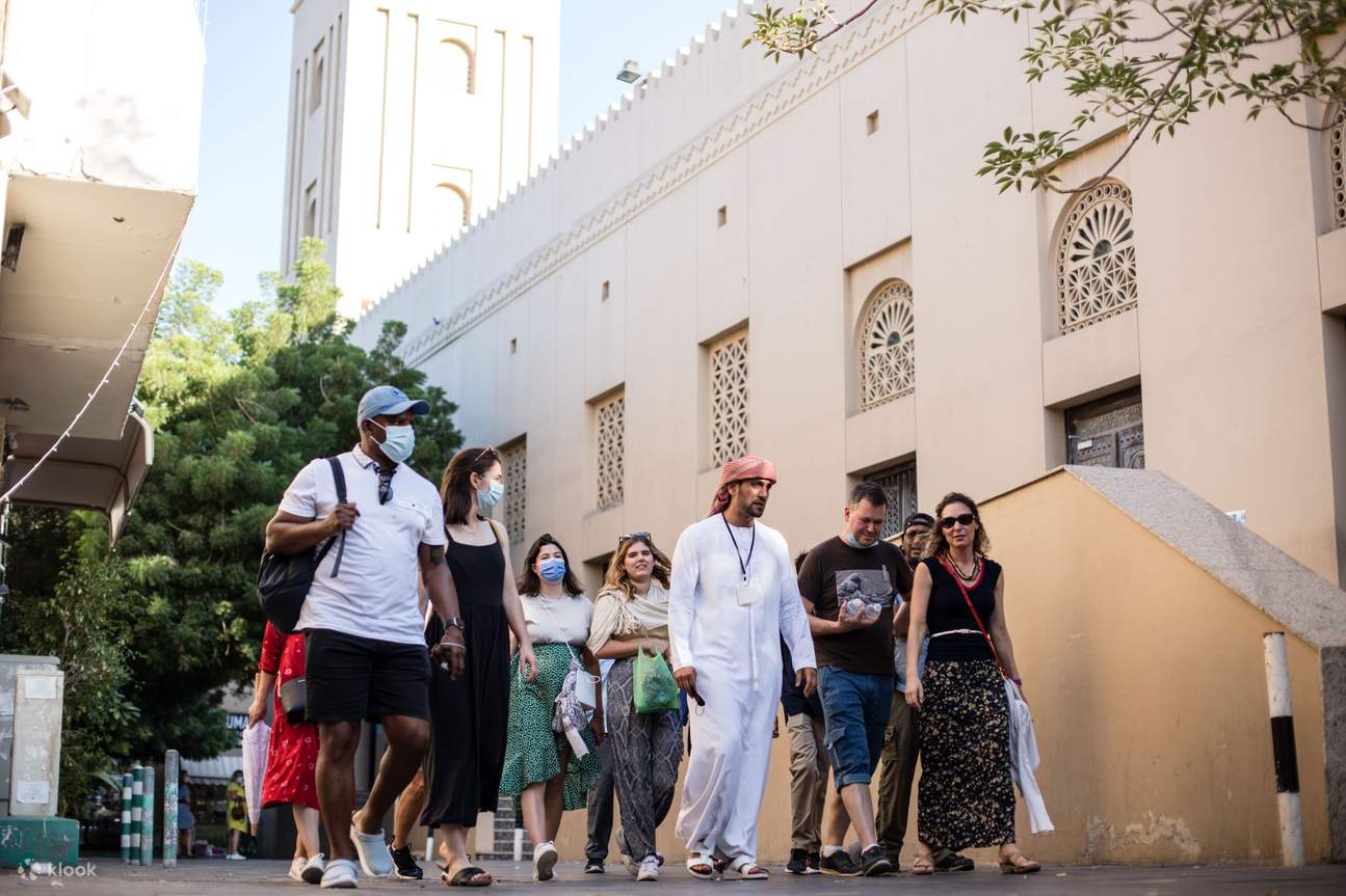 Jelajahi Tur Aladdin Dubai: Museum, Pasar Terbuka, Kuliner Jalanan ...