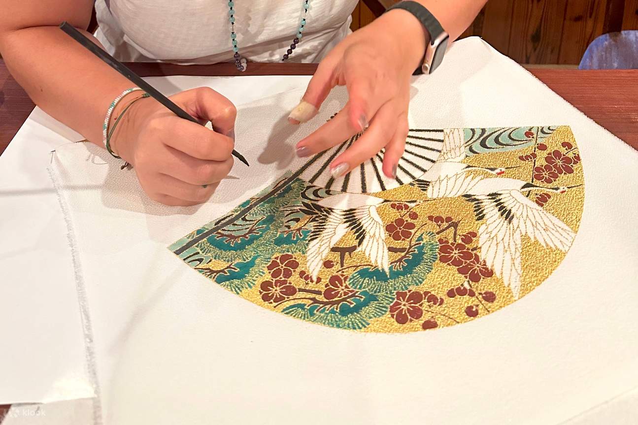 Traditional Yuzen Dyeing Experience in Kyoto - Klook États-Unis