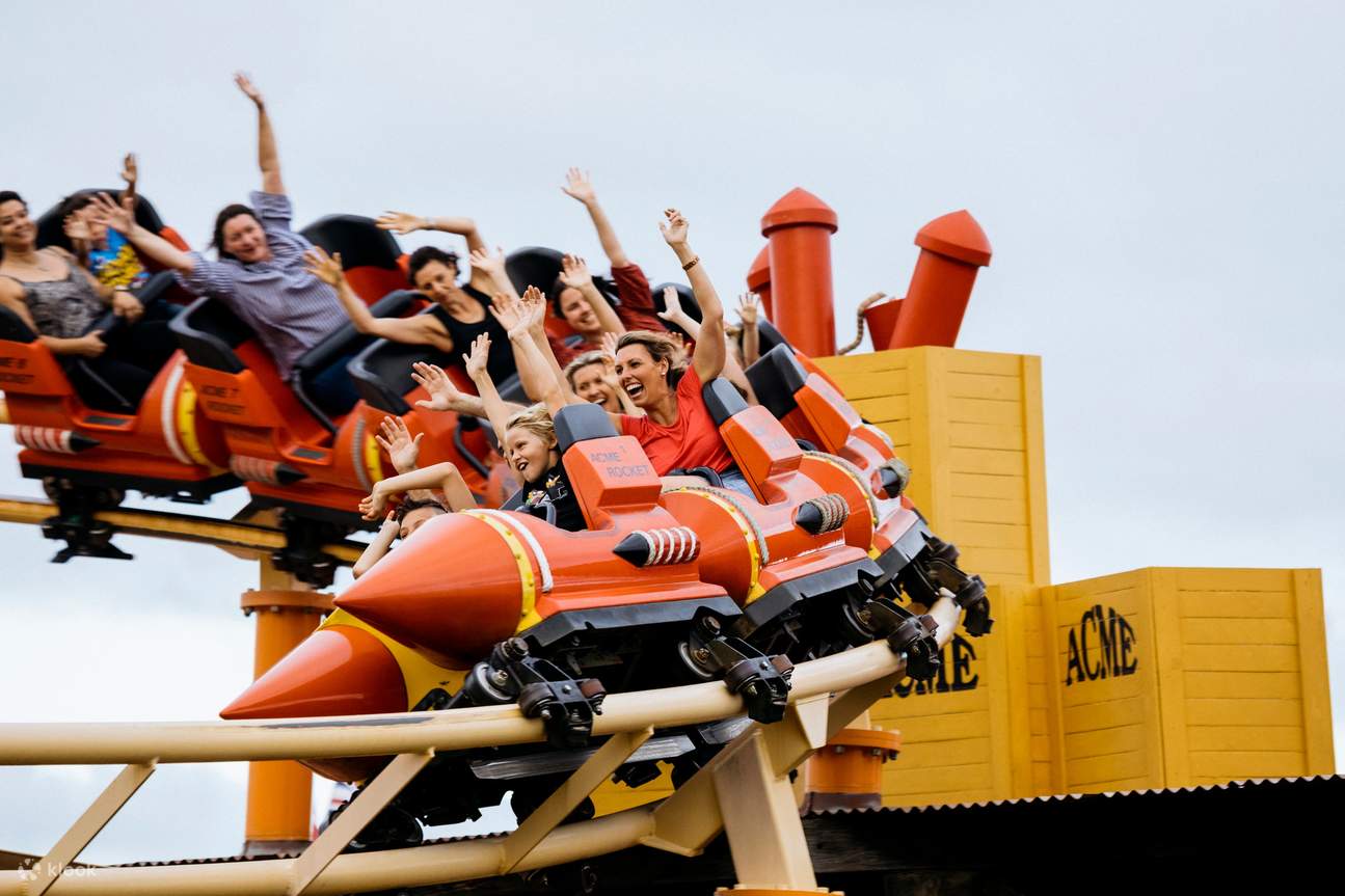 Village Roadshow 3/7/14 Day Pass: Unlimited Admission to Warner Bros ...