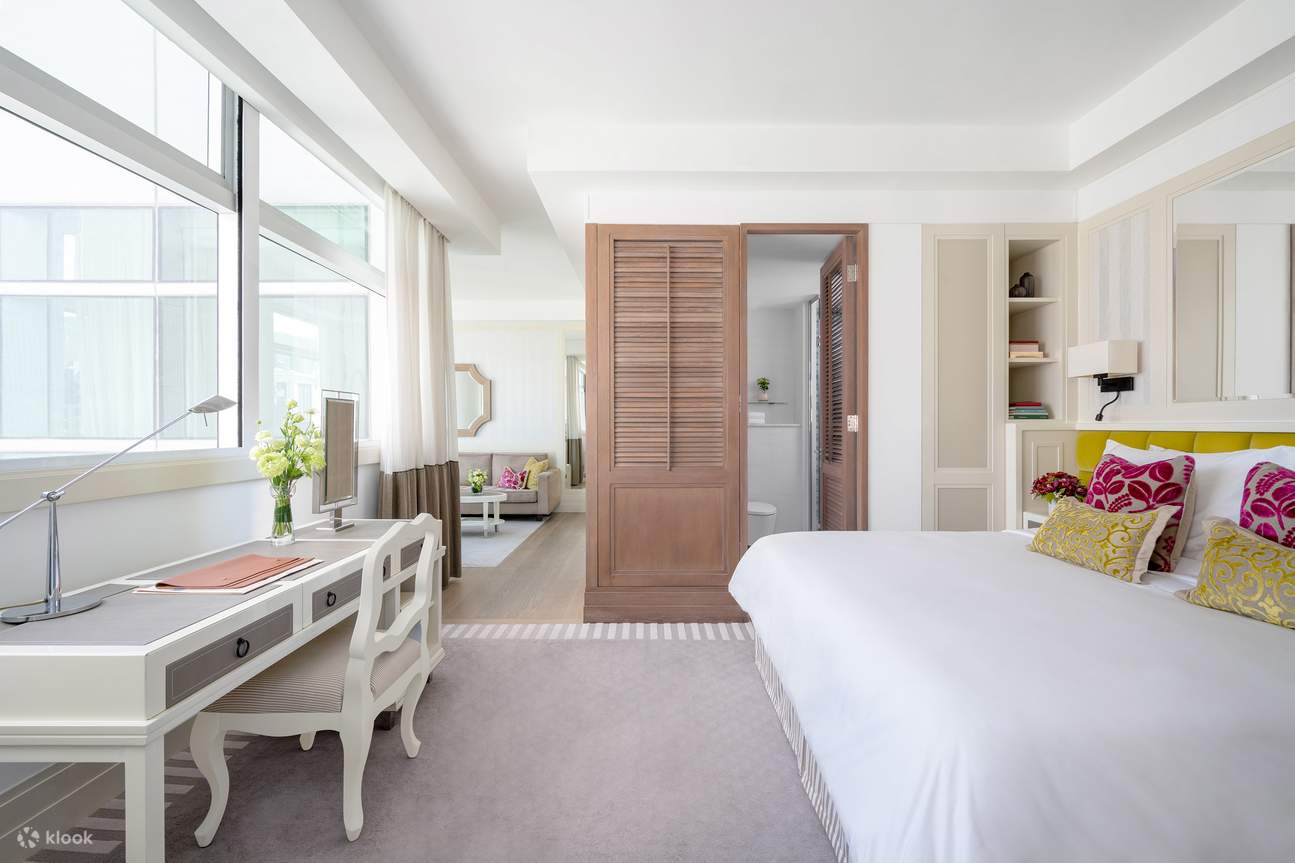 Lanson Place Hotel Staytion with Daily American breakfast & Free Room ...