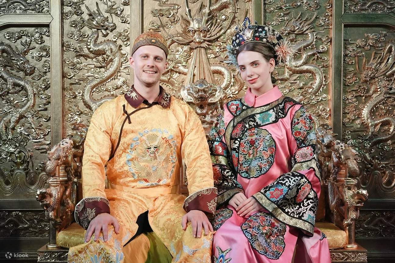 Beijing Yuxiandu Royal Cuisine Museum Experience (Emperor's luxurious ...