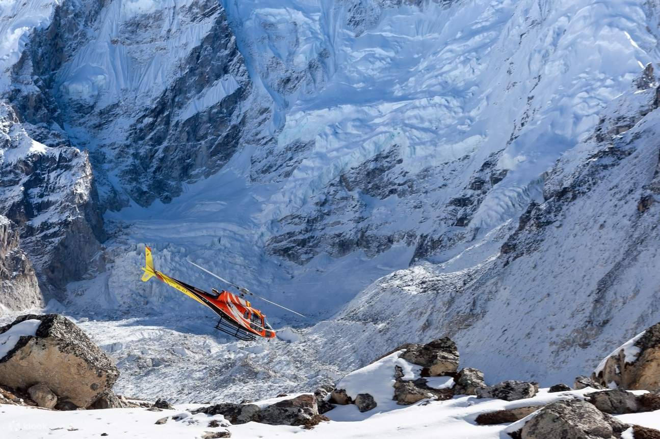 Experience the Majesty of Everest: Helicopter Tour Over the Himalayas ...