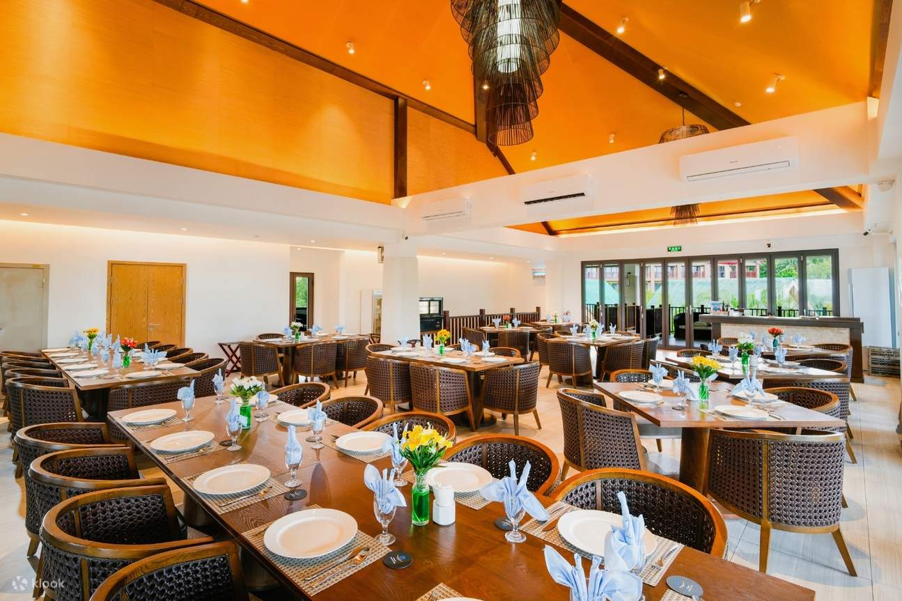 H Resort - The Coral Cliff Day Pass: Pool Access & PHP 500 Consumable ...