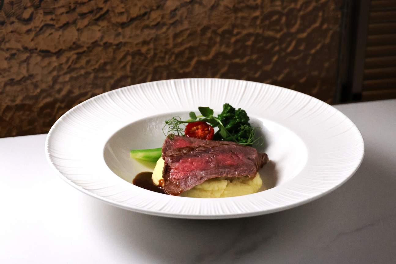 Hopewell Hotel | Lobby Cafe | Semi Lunch, Dinner Buffet | Chilled ...