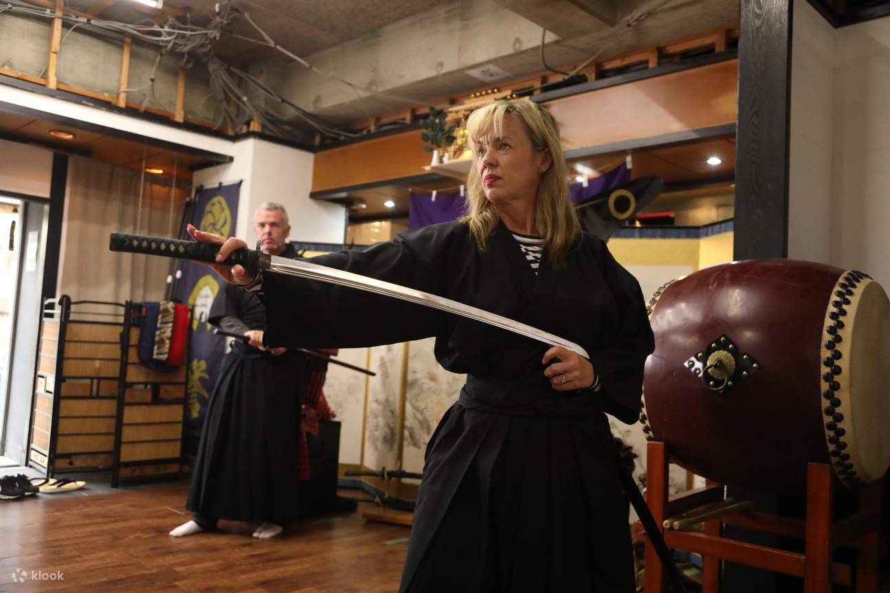 Bushido Armor Shooting and Samurai sword cutting near Osaka Castle ...