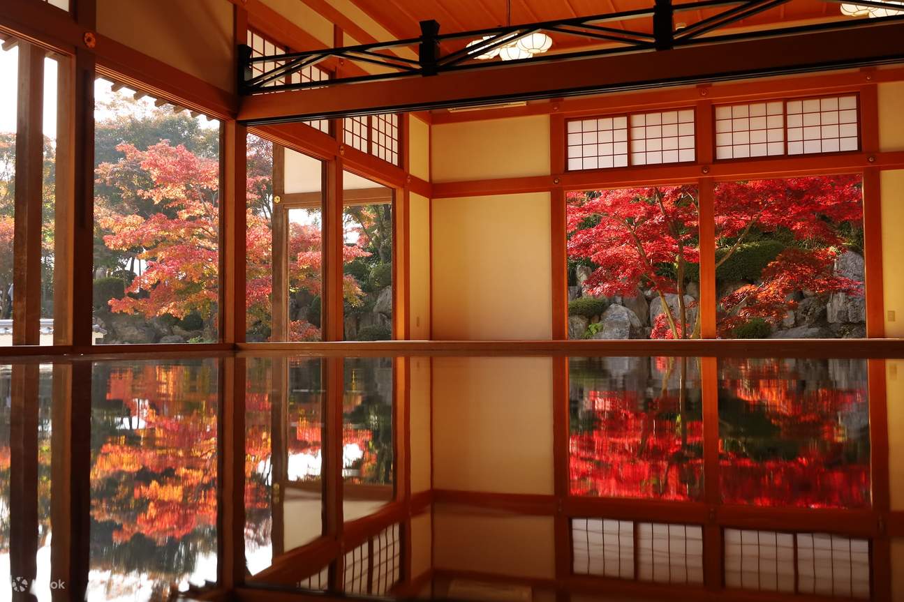 Tur Sehari Penuh Kuil Hōdō & Lembah Daun Maple Kuil Orihime & Taman ...