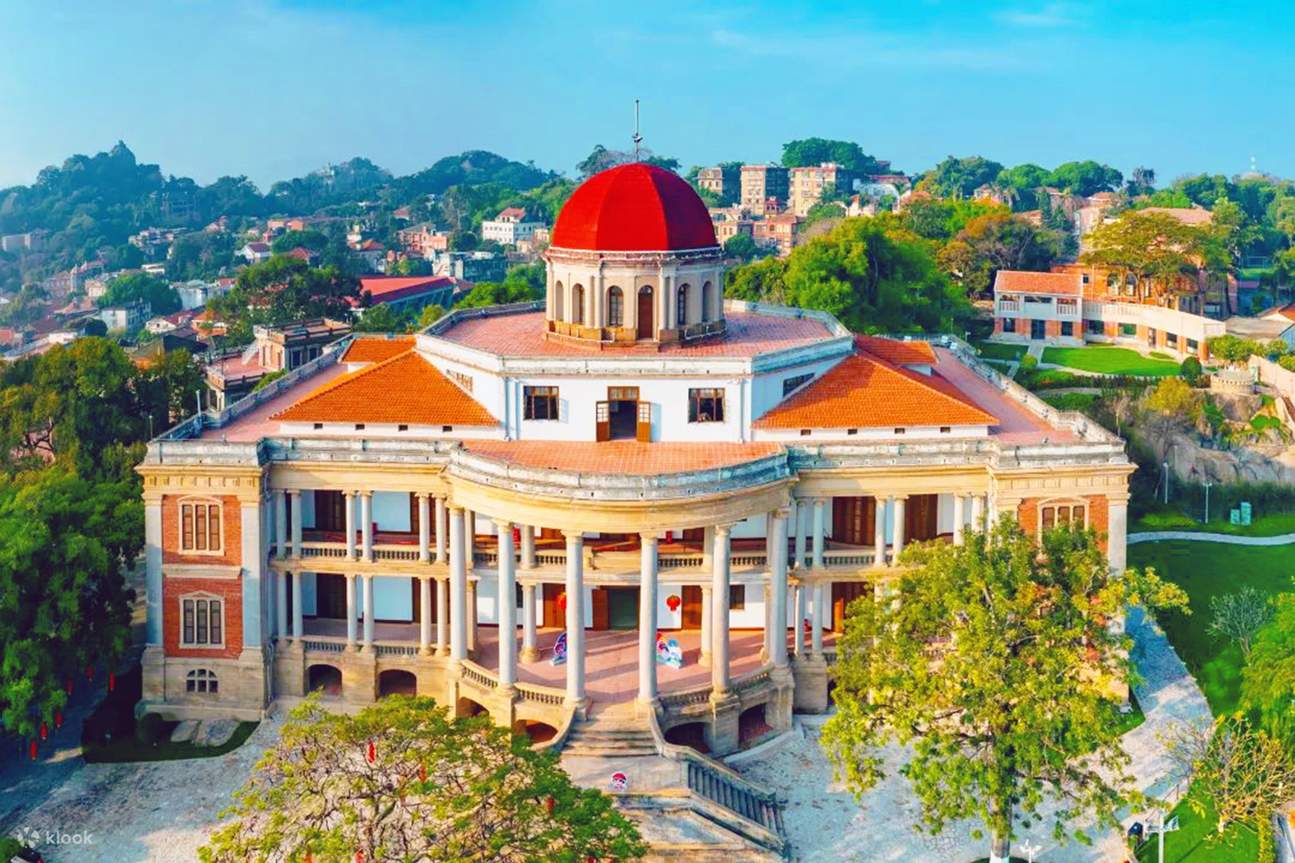3-Day Romantic High-End Tour of Fujian Yun Shui Yao & Gulangyu Island ...