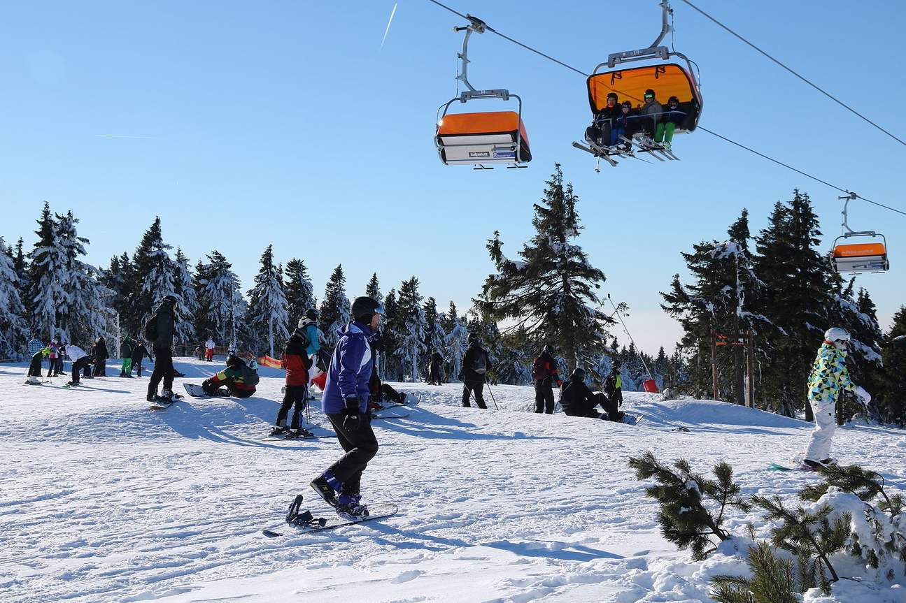 From Prague: One-Day Ski Adventure with Ski Instructor - Klook Australia
