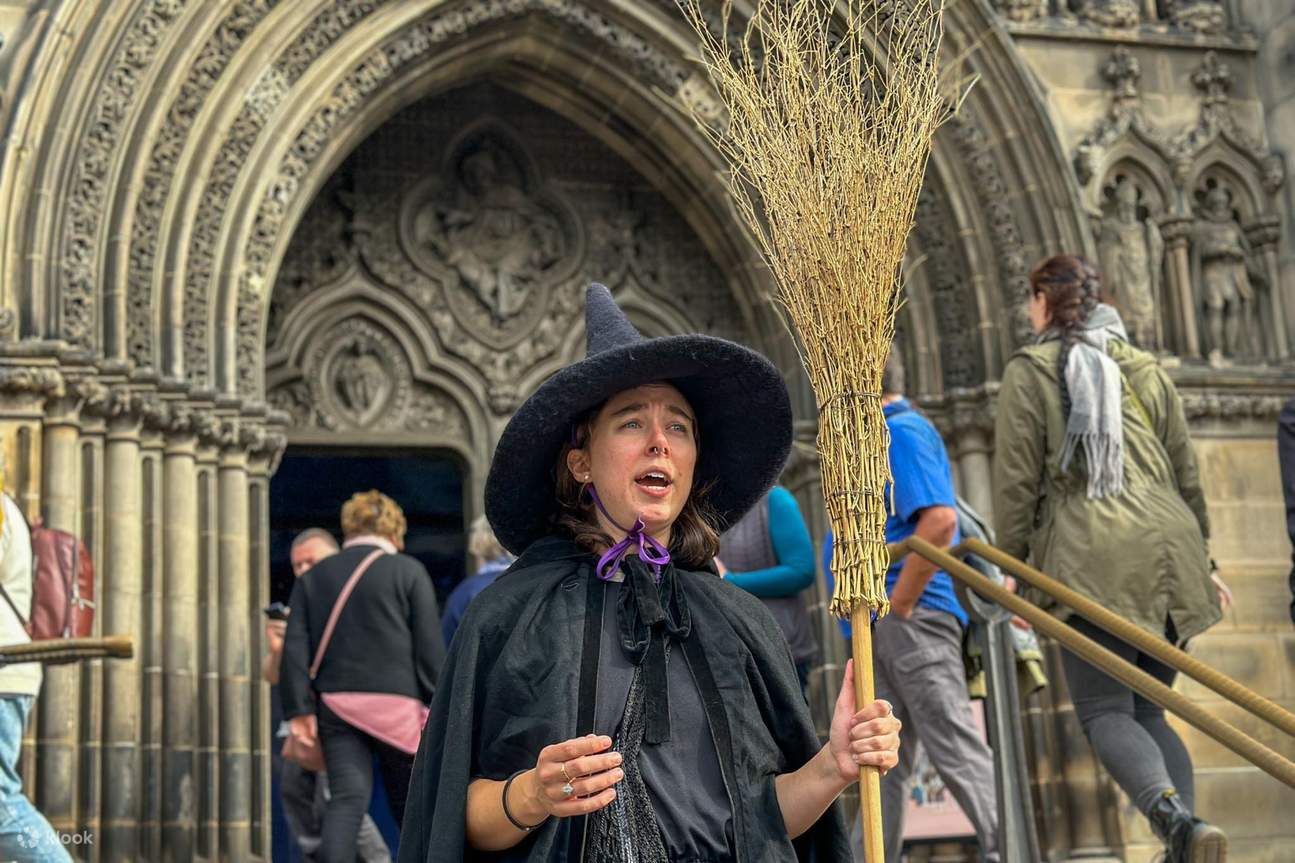 Witches Old Town & Underground Vault Tour in Edinburgh - Klook
