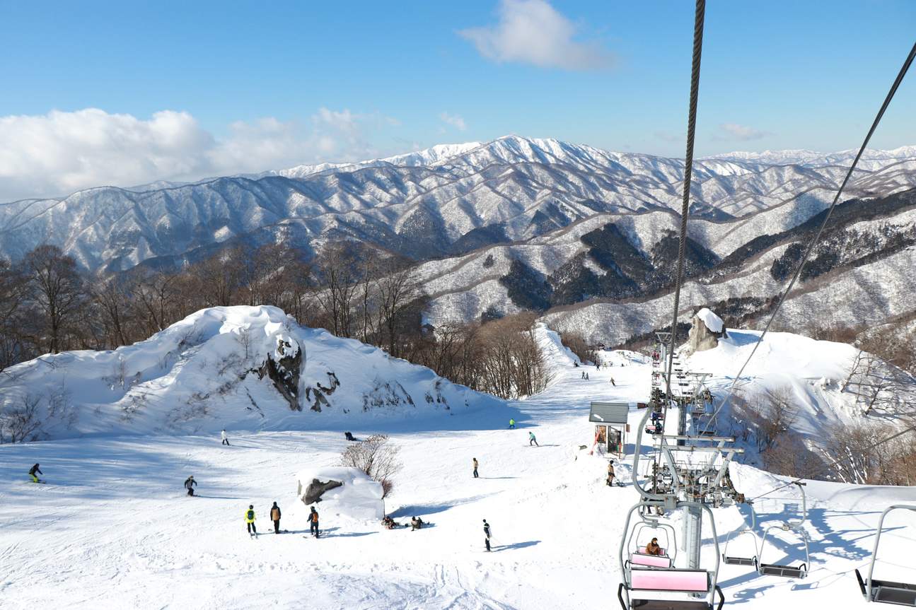 2024-25 season Kansai's largest Oku-Ibuki ski day trip tour (Shiga ...