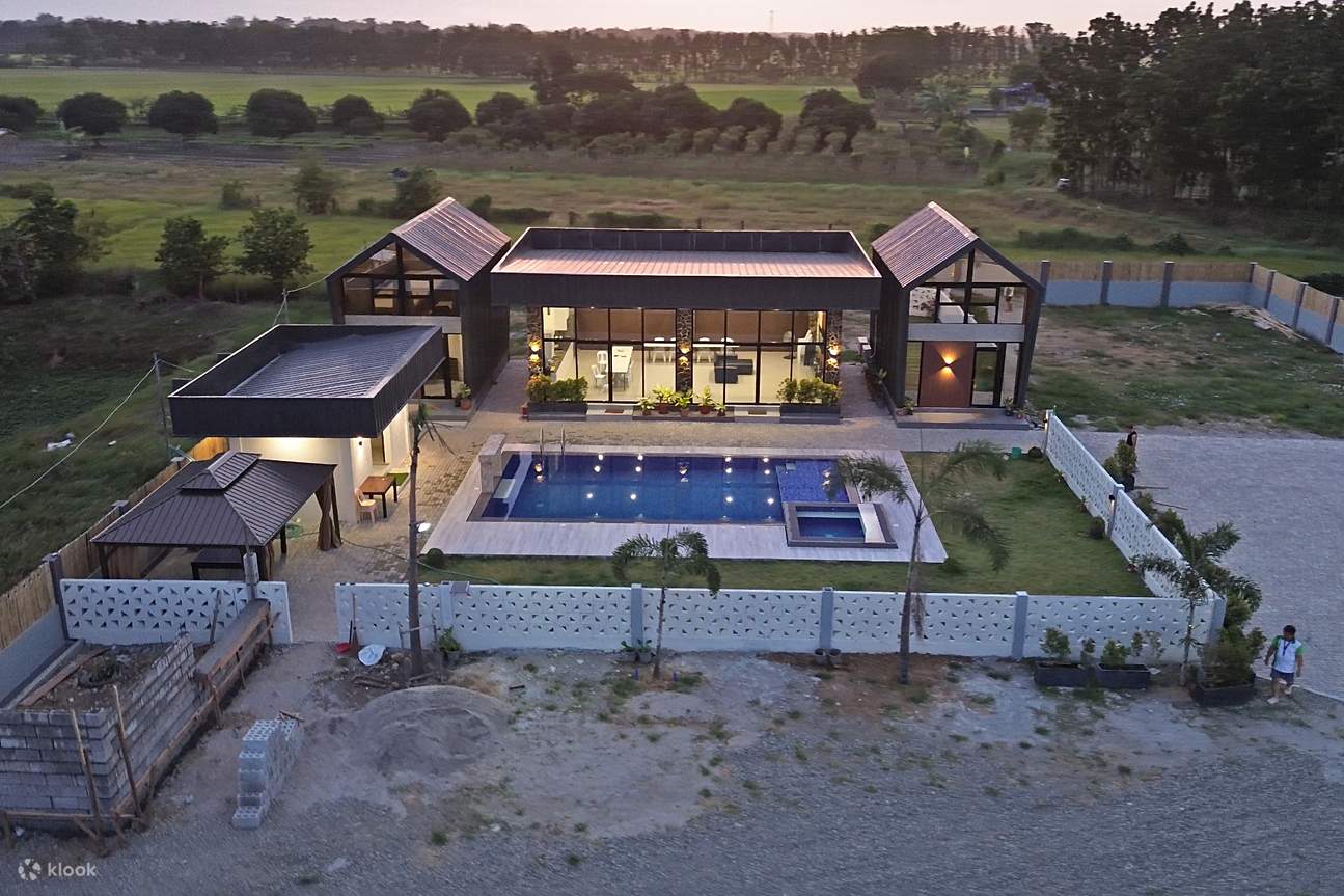 Escape to Tranquility: Benita Cabins Farm Resort - Klook Australia