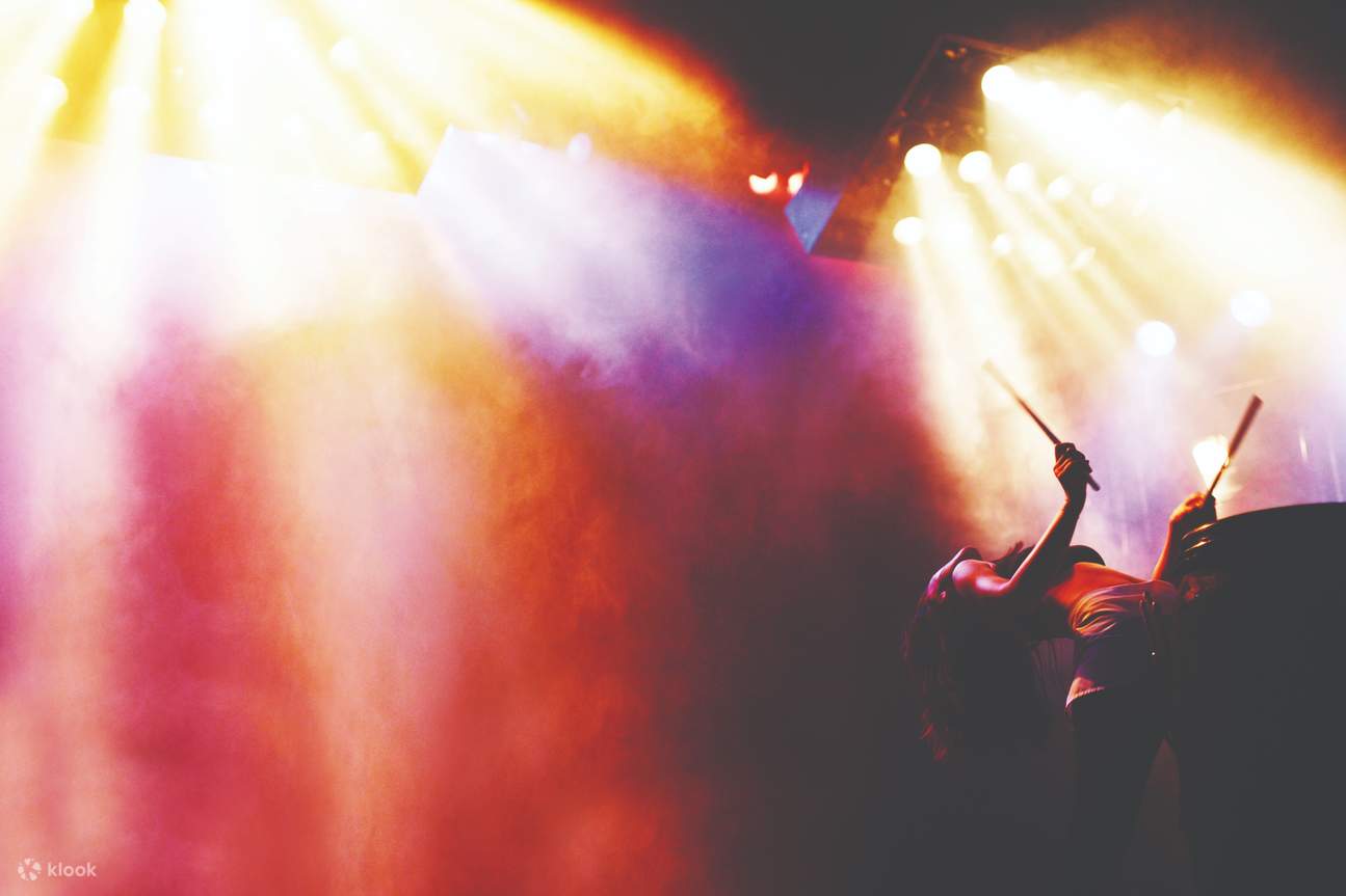 Seoul Interactive Tour | Le Space & Petting Zoo & Hanok + Nanta Show ...