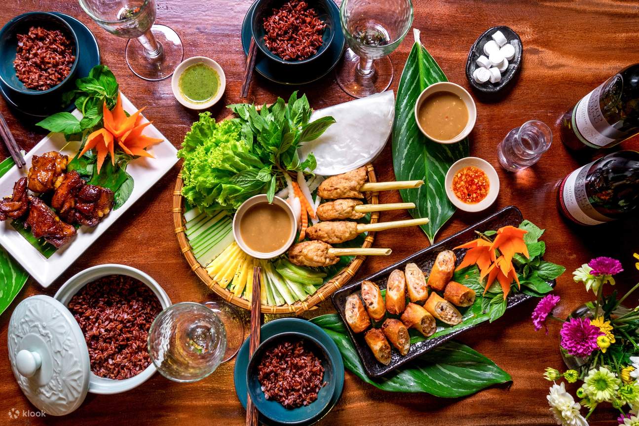 Dine With Locals: Traditional Meals & Free Local Wine Tastings - Klook