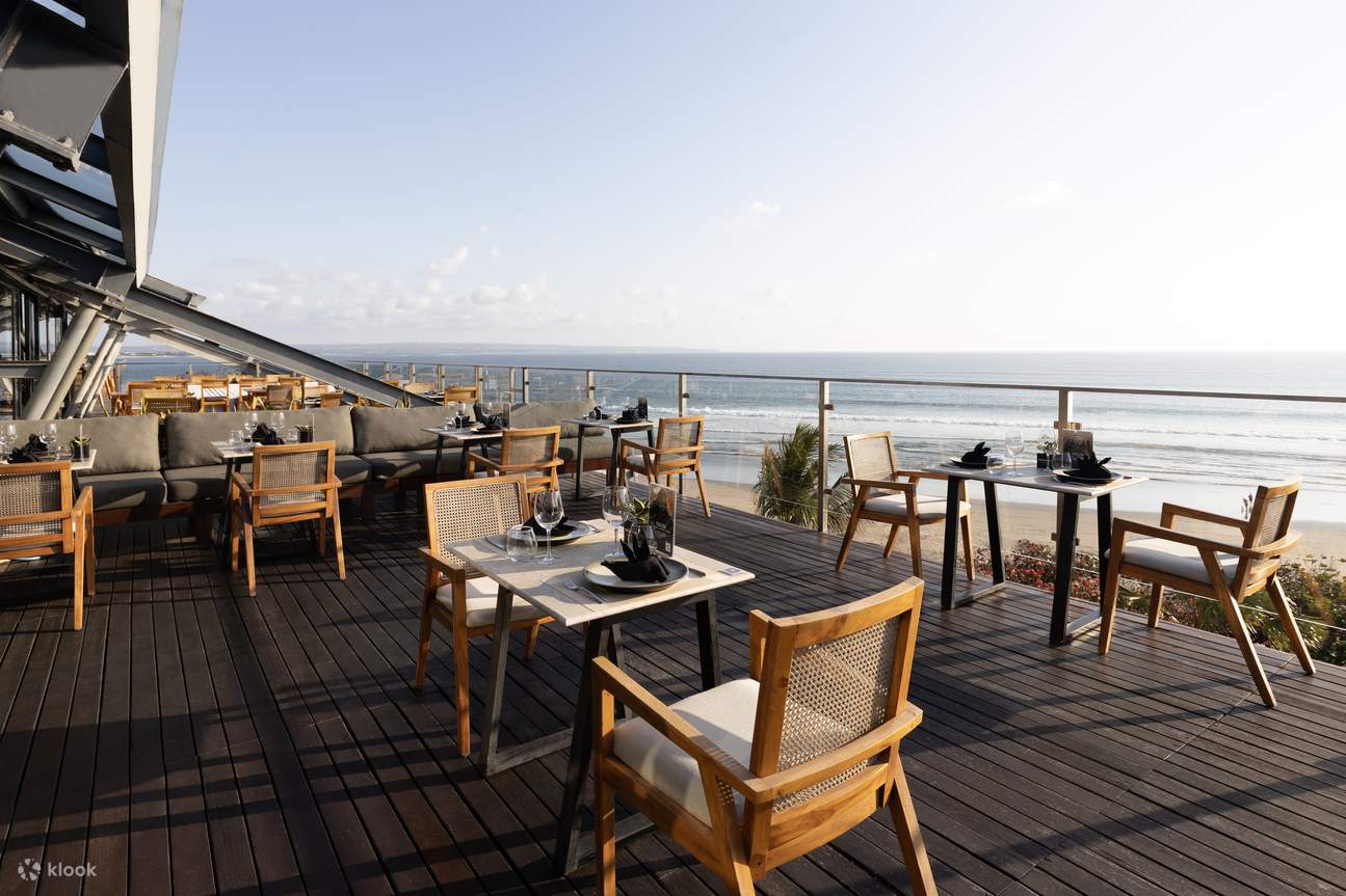 MoonLite Kitchen and Bar at Grand Seminyak - Klook, Vereinigte Staaten