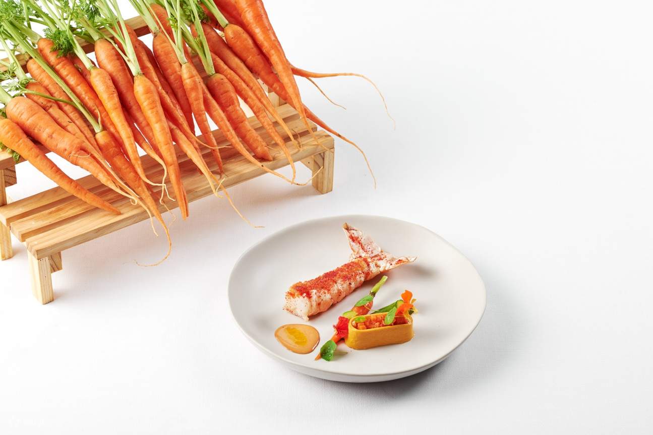 Signature Bangkok (One Michelin Star) - Klook India