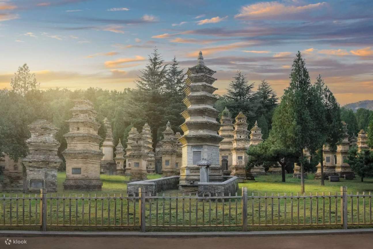 One-day in-depth tour in Luoyang, Henan (Luoyang White Horse Temple + Dengfeng Shaolin Temple ...