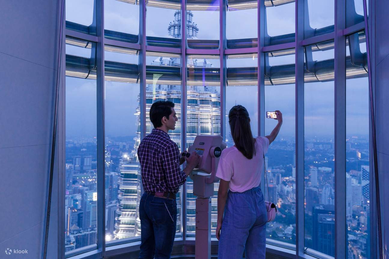 City Staycation at Traders Hotel Kuala Lumpur with Breakfast, Evening ...