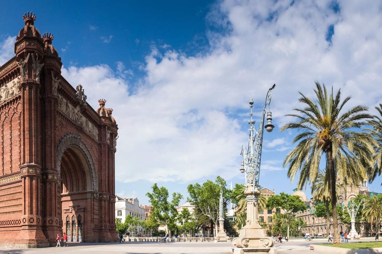 Muzium Picasso Awal dan Lawatan Berjalan Kaki Berpandu Gothic - Klook ...