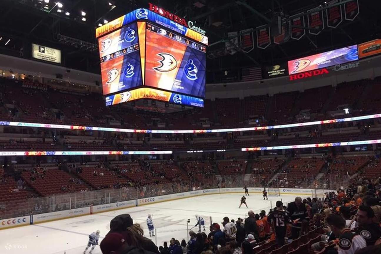 Pertandingan Hoki Es Anaheim Ducks di Honda Center - Klook Indonesia
