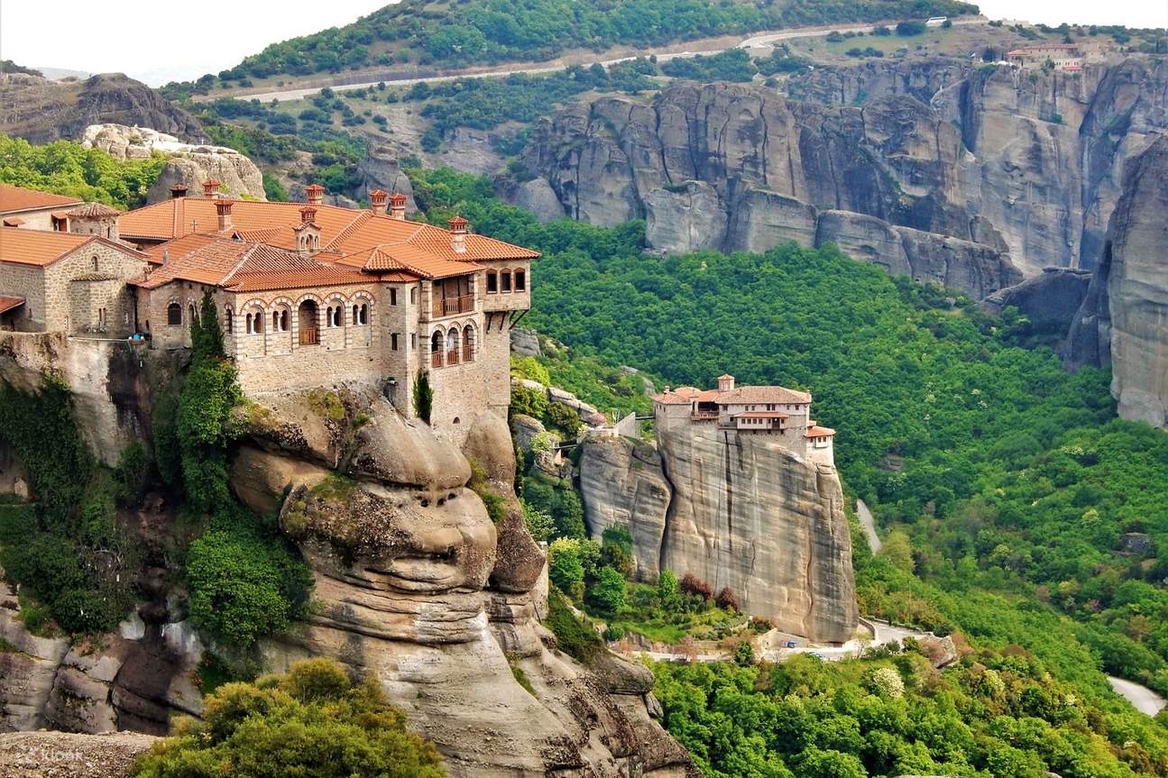 2D1N Meteora Tour from Athens - Klook Singapore