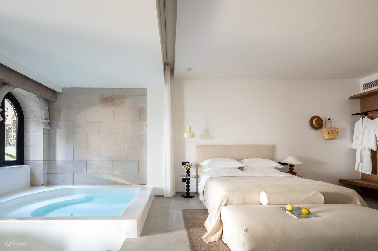 Honeyjoy Roman Holiday Secret Manor Accommodation Package - Klook ...
