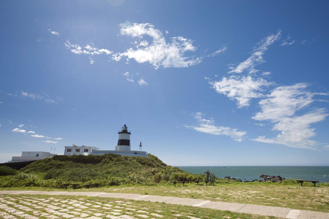 Taipei: Pet Tourism - One-day tour to Heping Island, Jinshan Old Street ...
