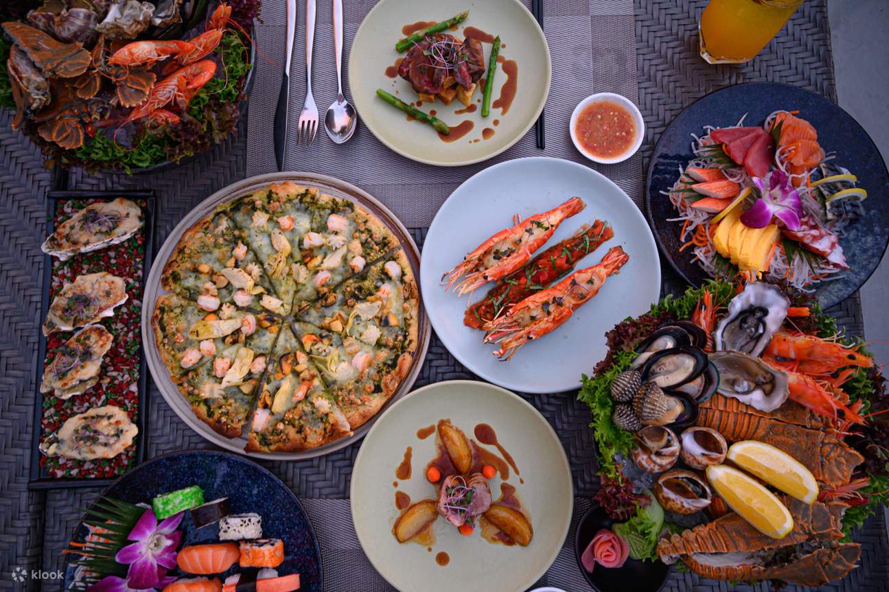 River Barge at Chatrium Hotel Riverside Bangkok - Klook