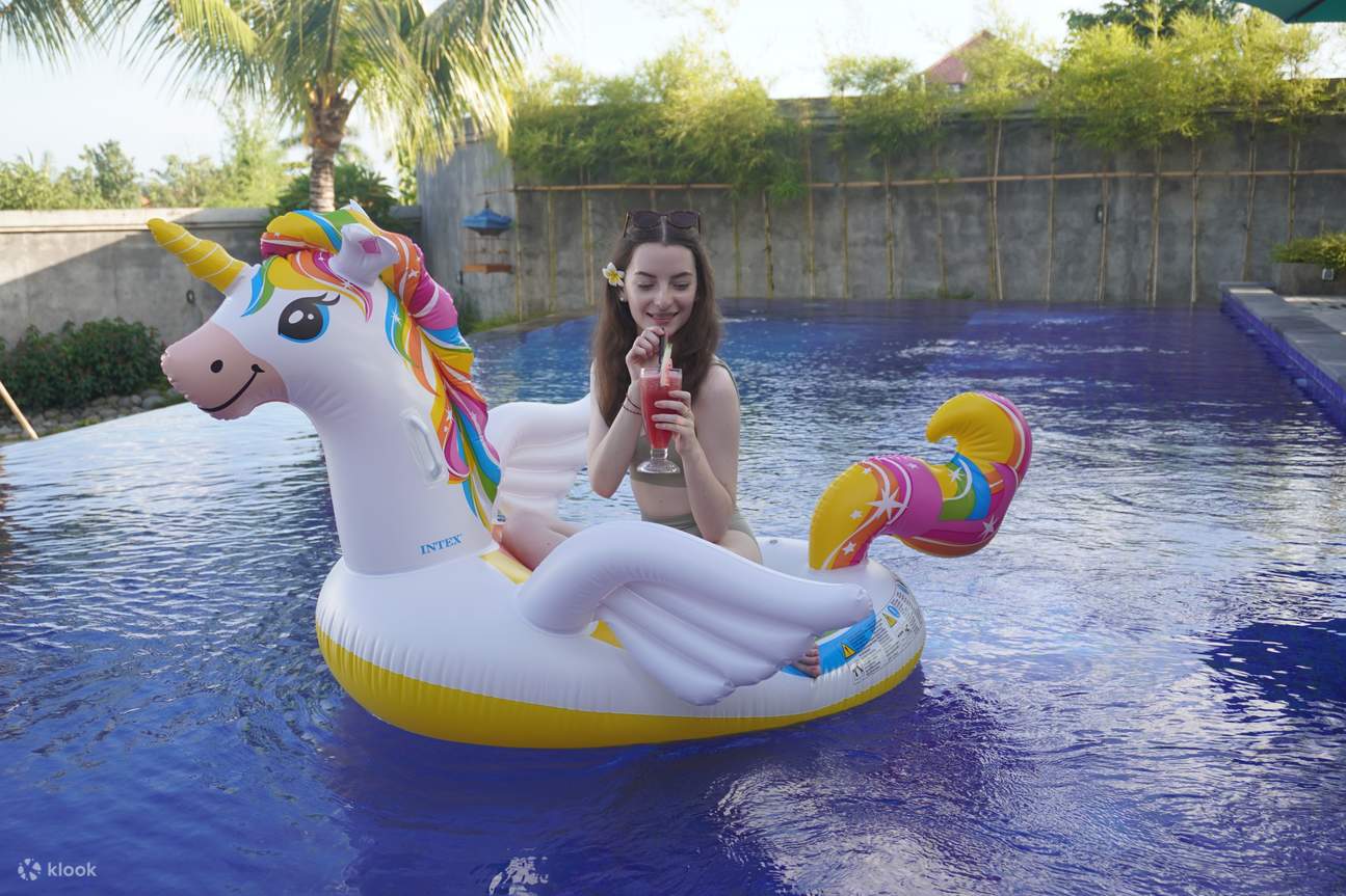 Sewa Pool Floaties di Bali - Klook Indonesia