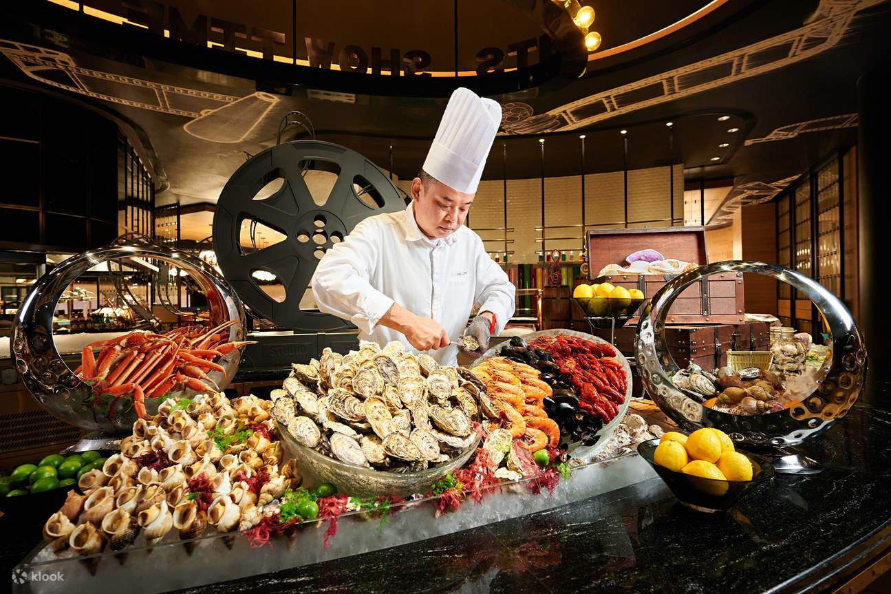 Spotlight Buffet at Studio City in Macau - Klook