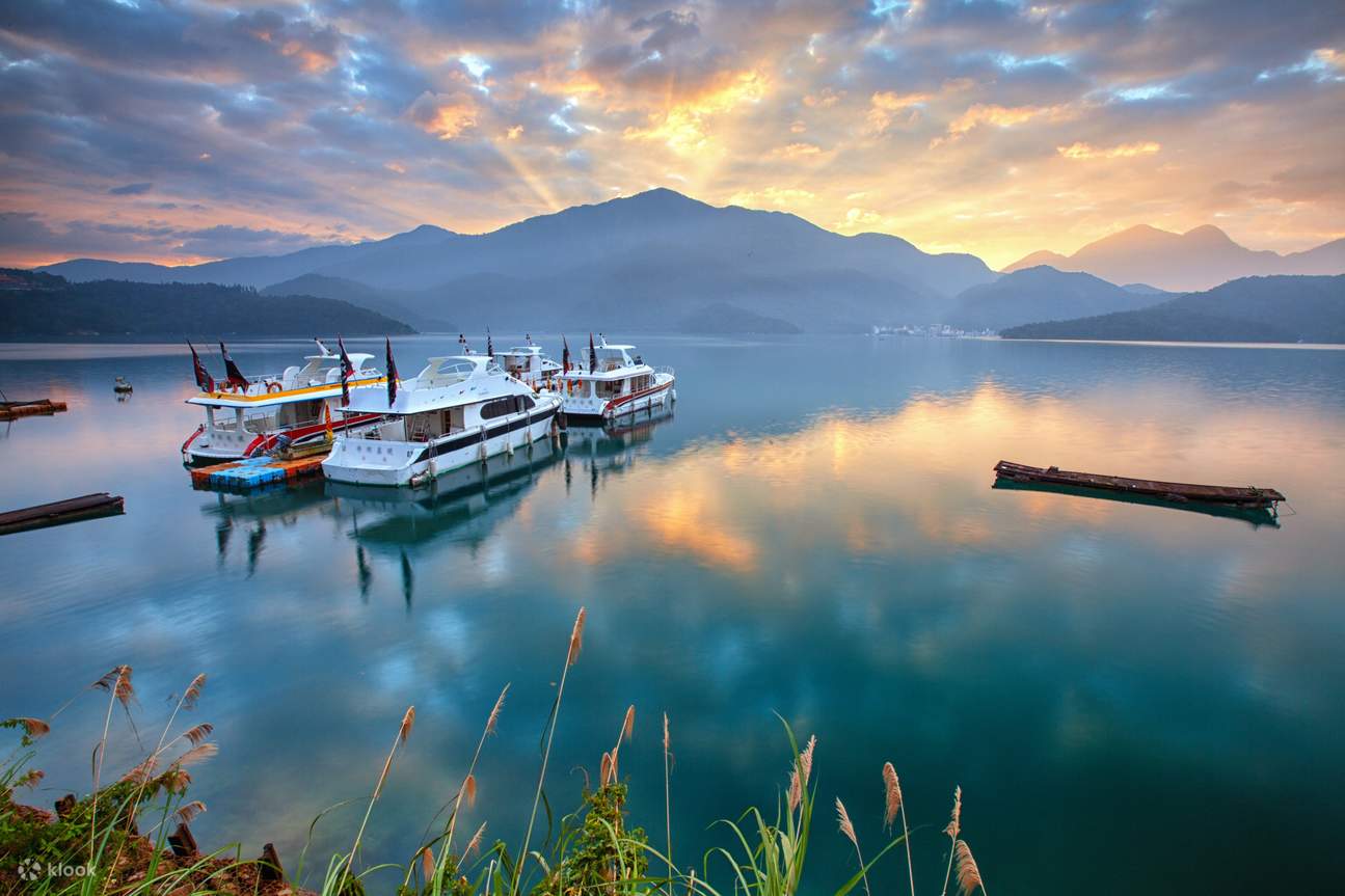 Central Taiwan Chartered Three-Day Tour (Departing from Taichung) - Klook