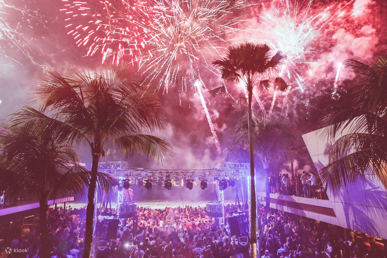 New Year's Eve at Kudeta Beach Club Bali 2024 - Klook Stati Uniti