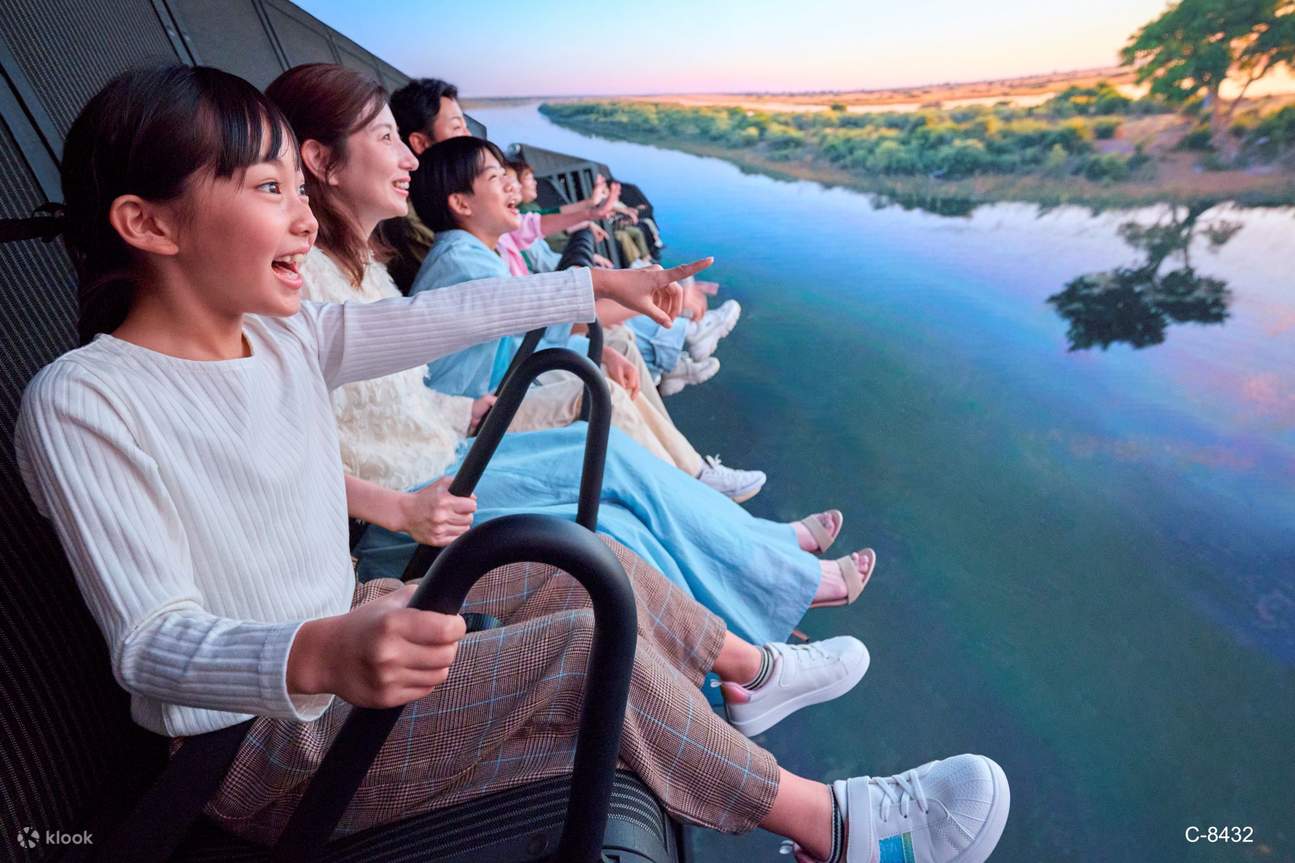 Huis Ten Bosch 1 Day Bus Tour From Tenjin - Klook