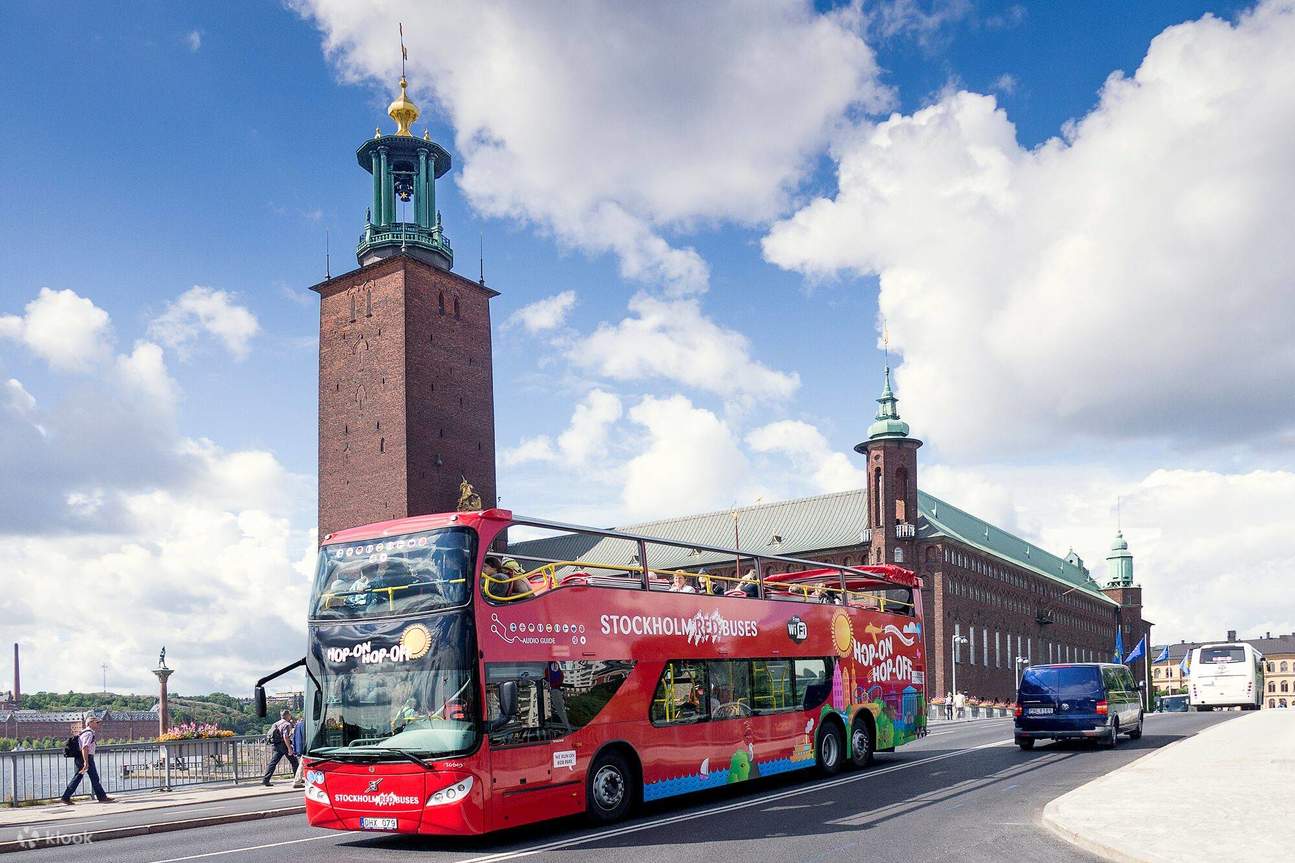 Bus Hop-On Hop-Off Stockholm dengan Red Sightseeing - Klook Indonesia