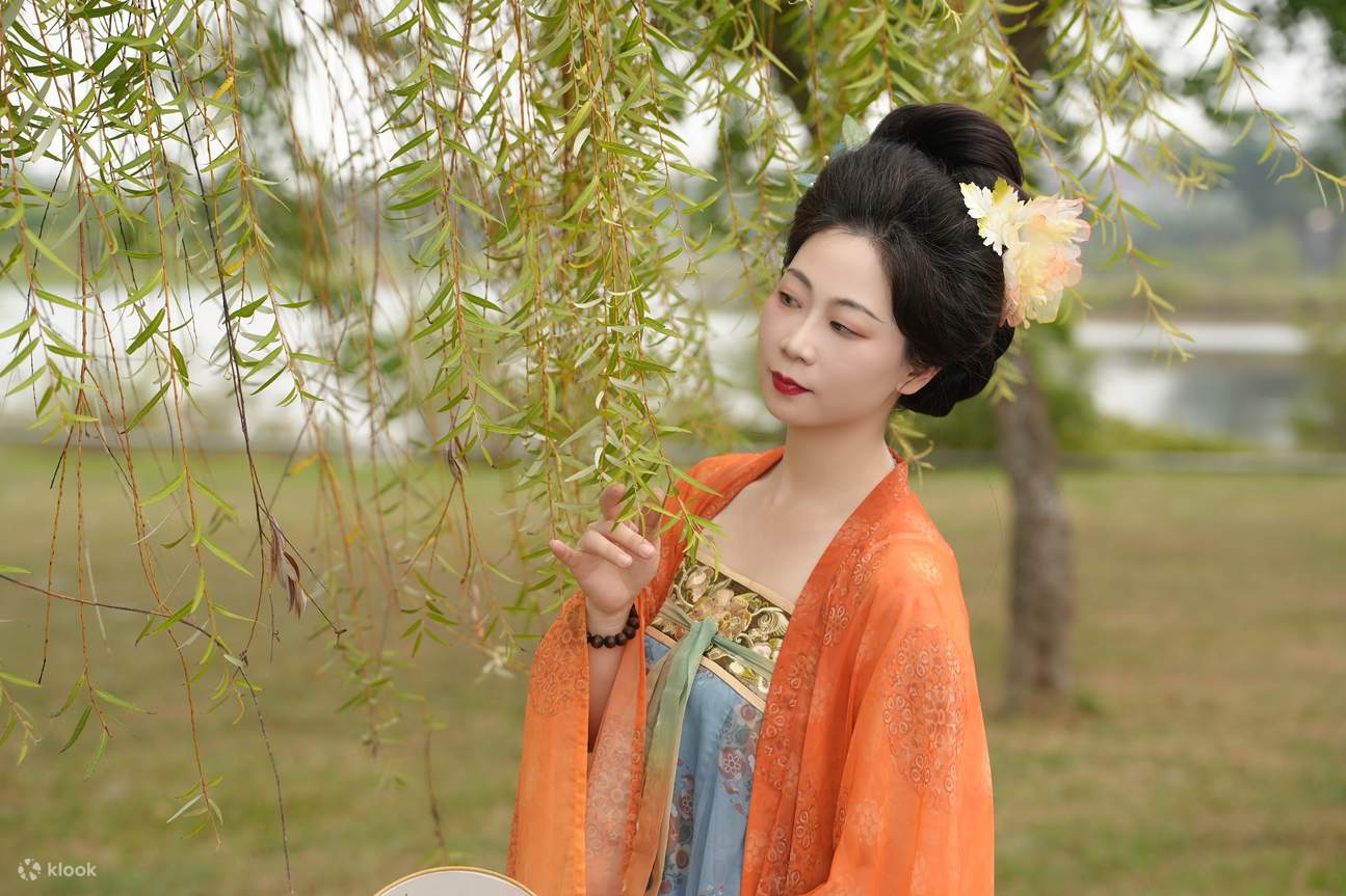 Tainan: Ancient Chinese Hanfu Costume Rental Experience - Klook The Bahamas