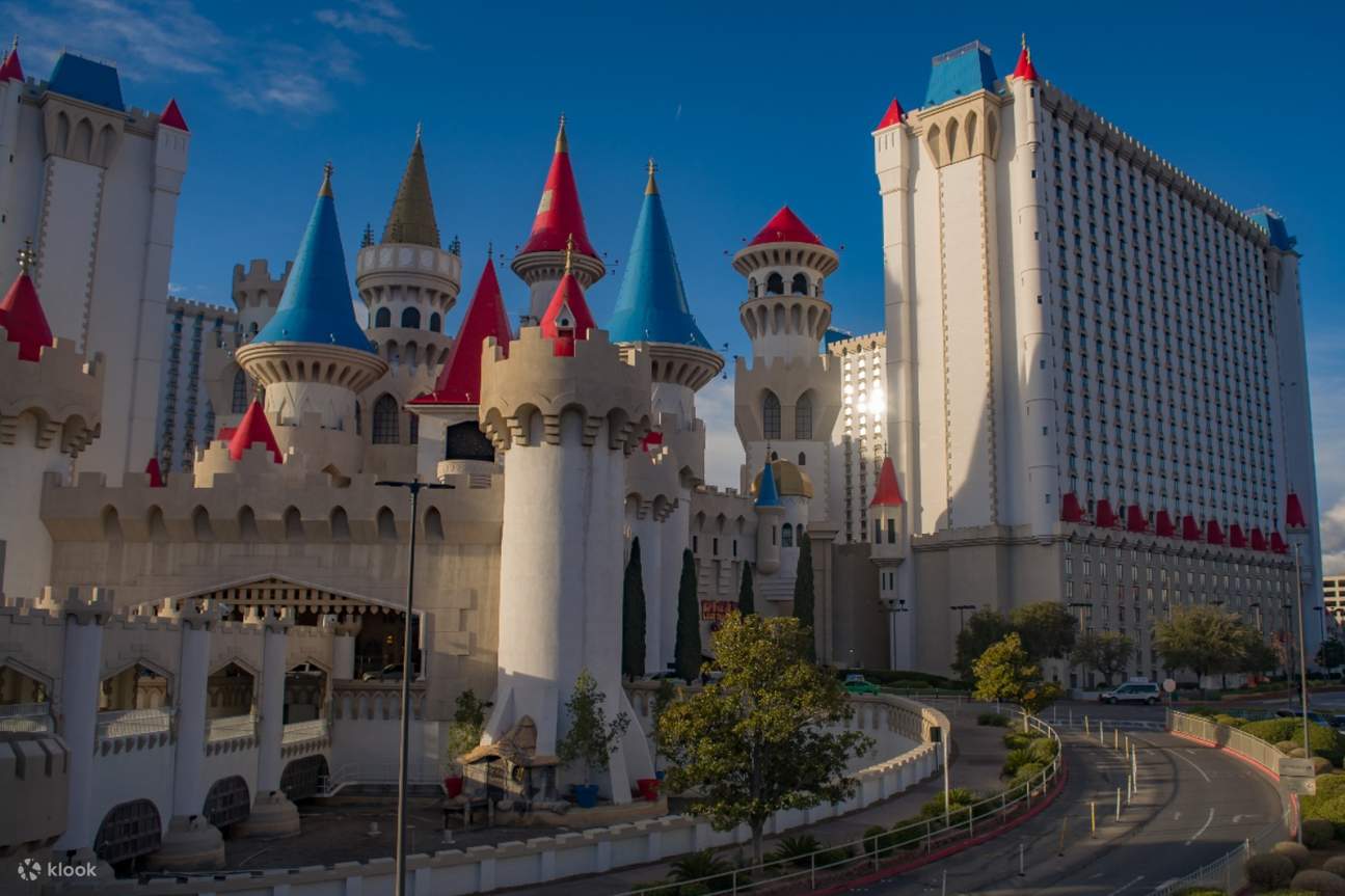 Las Vegas Strip Walking Tour with Audio Guide - Klook India