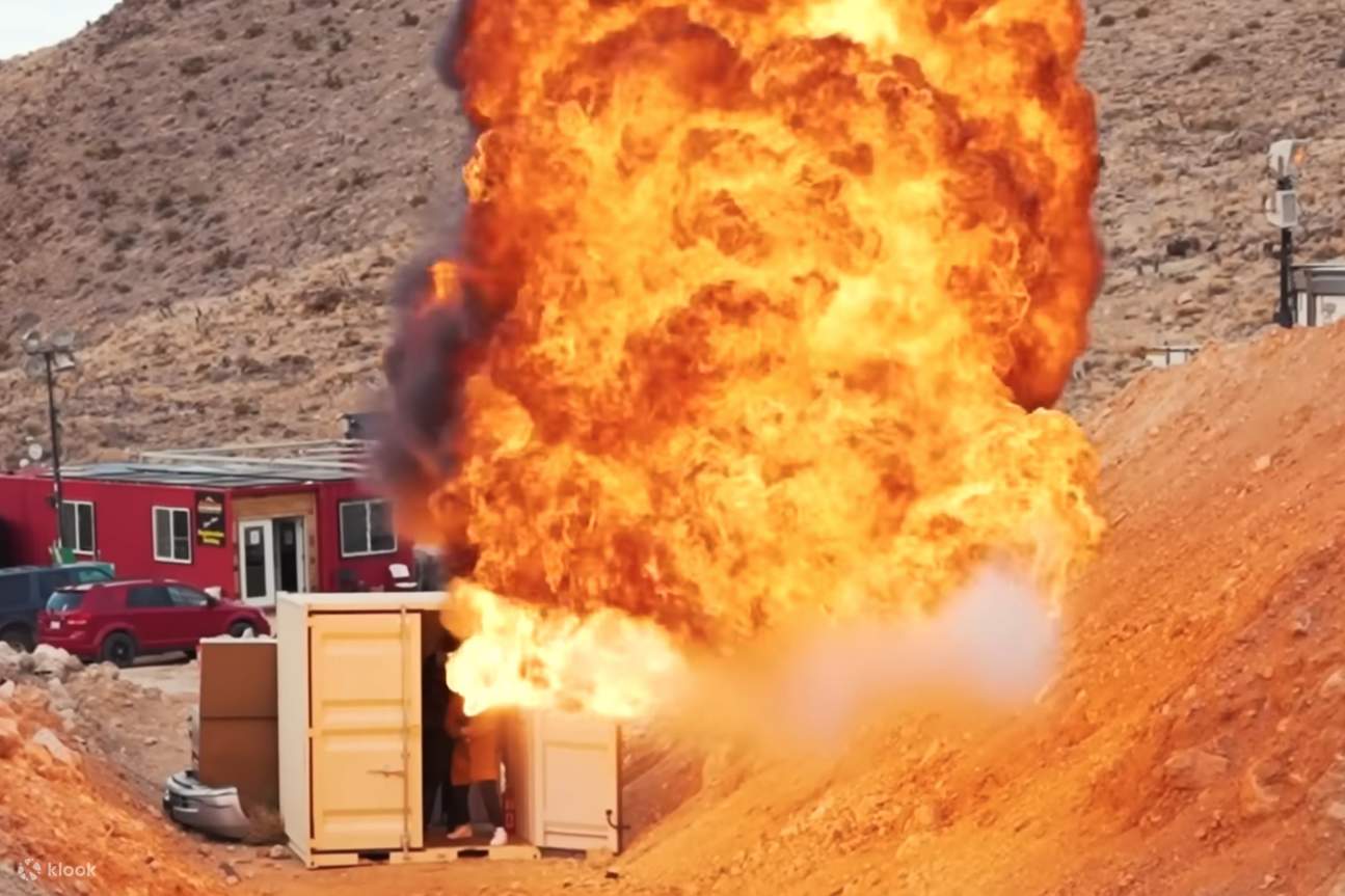 Nehmen Sie an der Flammenwerfer-Erfahrung in Las Vegas teil - Klook ...