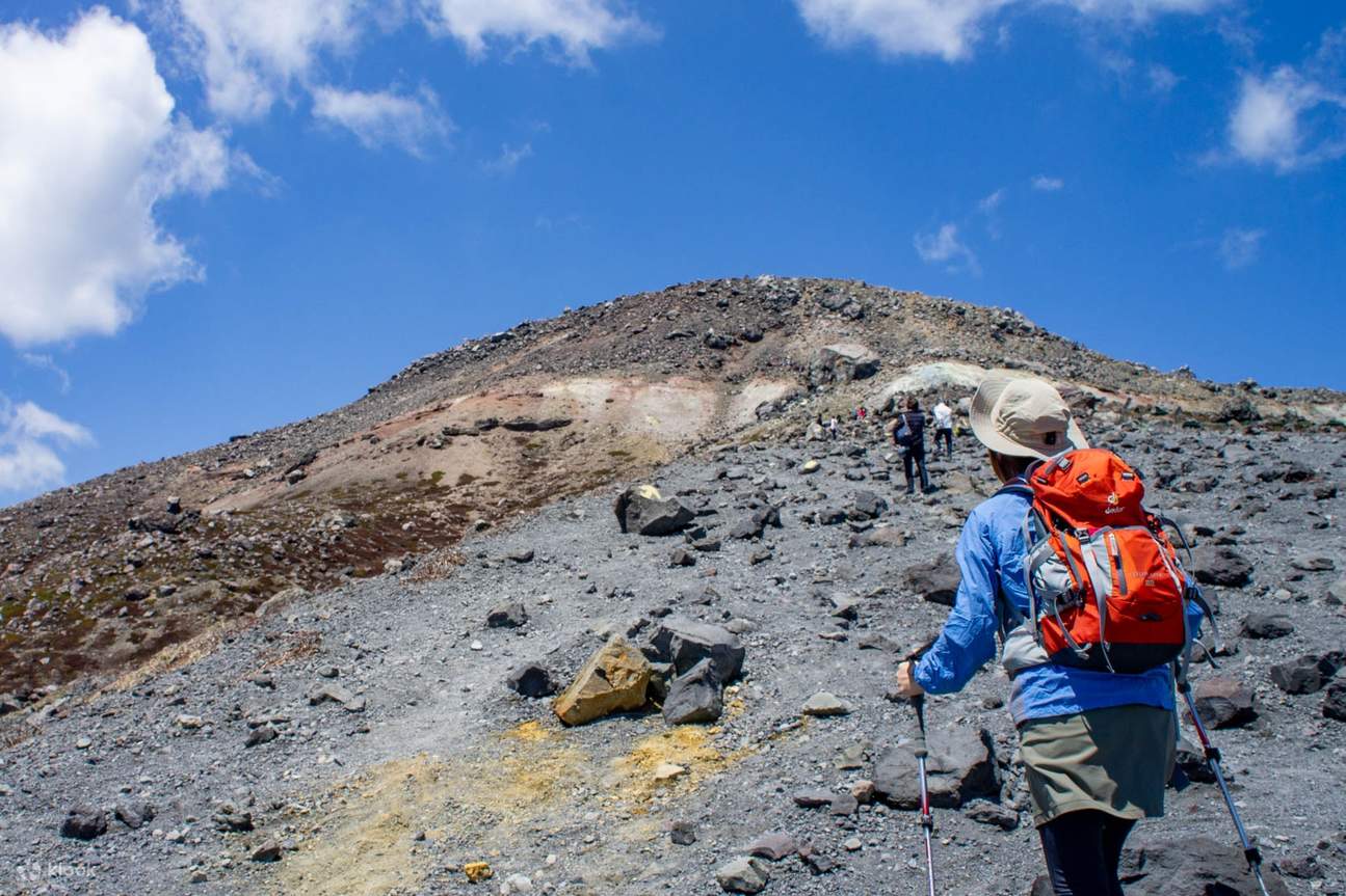 2D1N Mt. Fuji Climbing Tour with Government Licensed English Guide ...