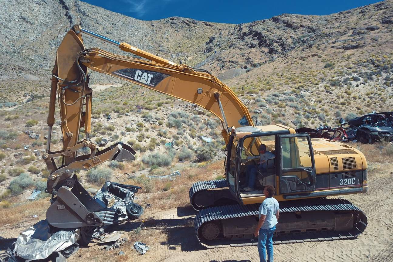 Join In Smash And Grab with A Earthmover Experience in Las Vegas - Klook